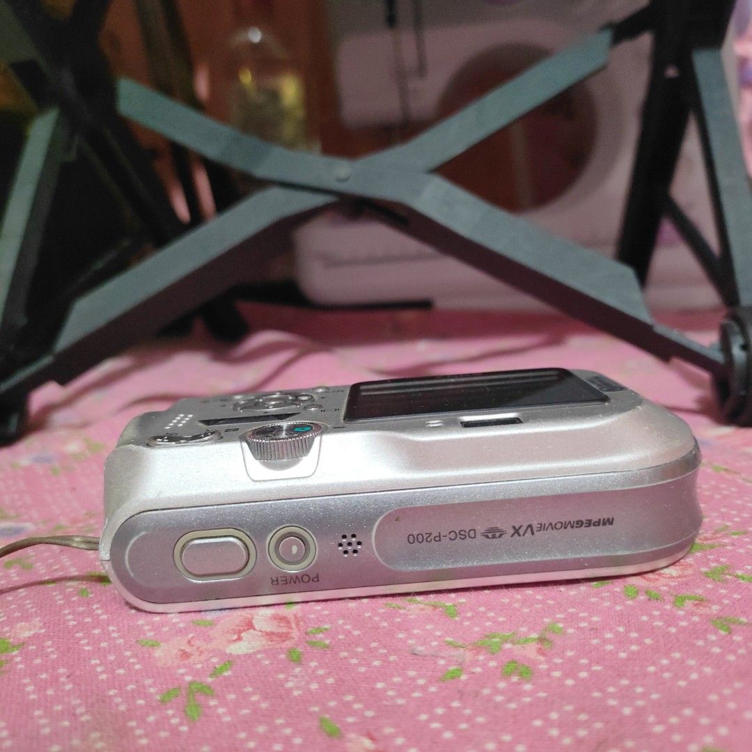 Sony Cyber Shot Camera, Photography, Cameras on Carousell