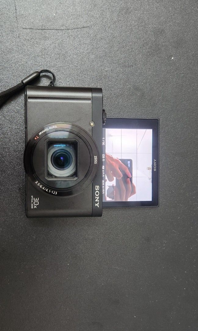 Sony Cybershot DSC WX500, Photography, Cameras on Carousell