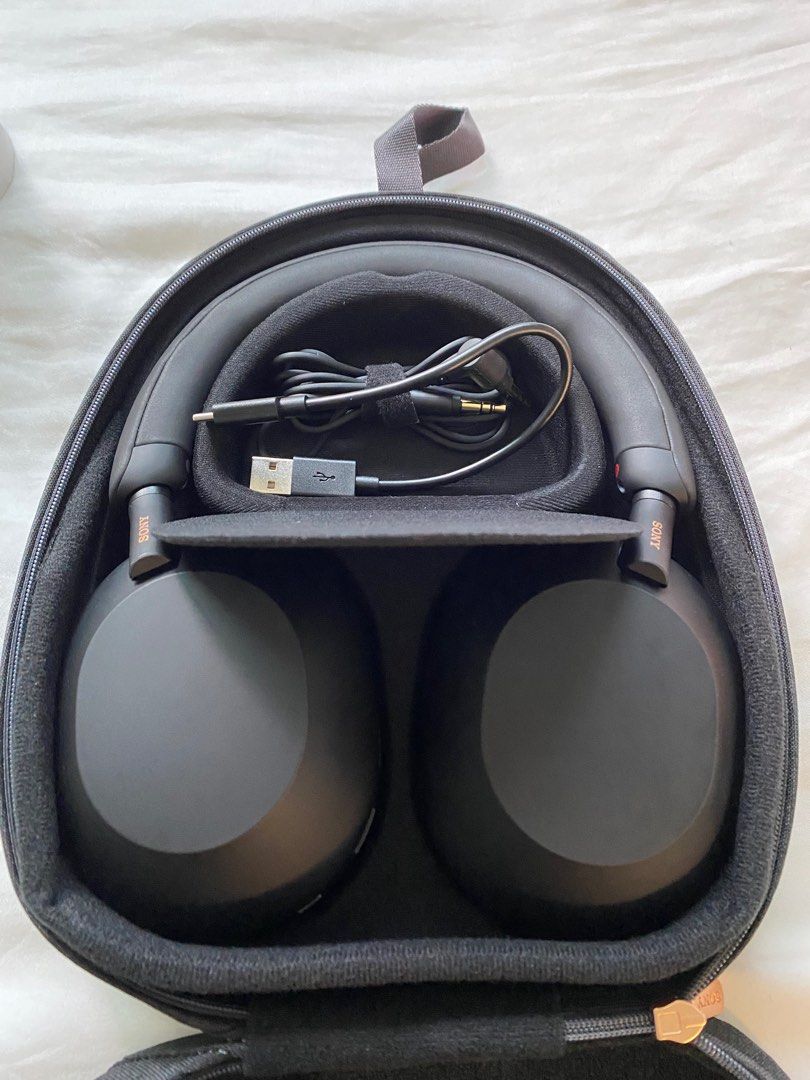 Sony XM5 (audio jack only), Audio, Headphones & Headsets on Carousell