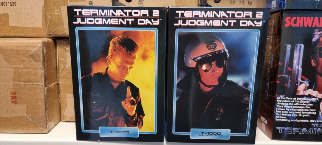 Terminator 2: Judgment Day Ultimate T-1000 Figure and T 1000 Motorcycle ...