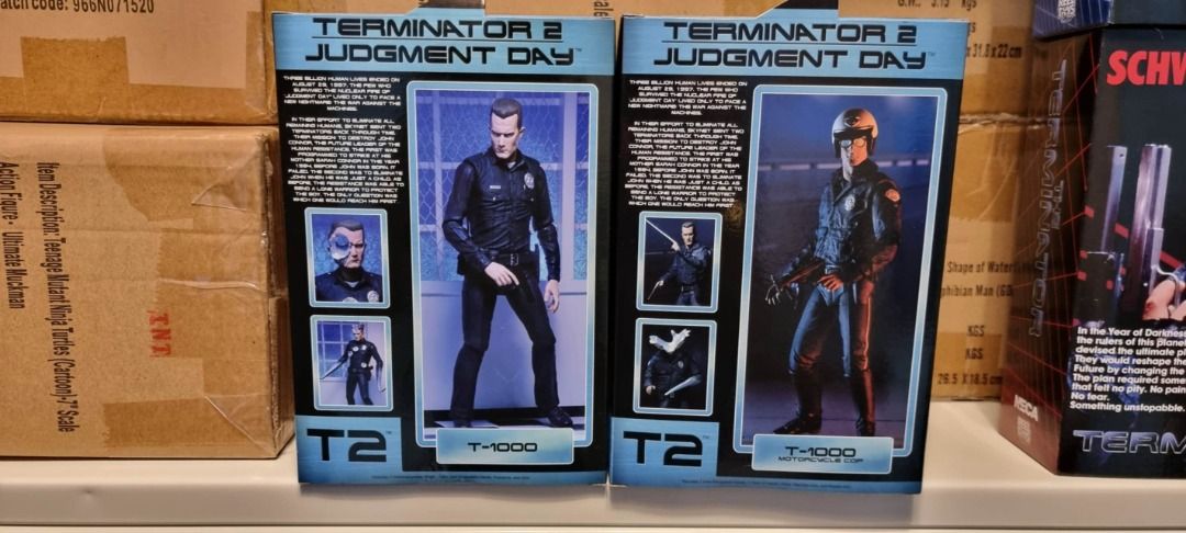 Terminator 2: Judgment Day Ultimate T-1000 Figure and T 1000 Motorcycle ...