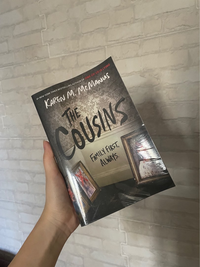 The Cousins (Karen M. Mcmanus), Hobbies & Toys, Books & Magazines ...
