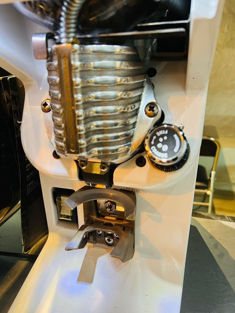 Victoria Arduino Mythos 2 Grinder, 其他, 其他 - Carousell