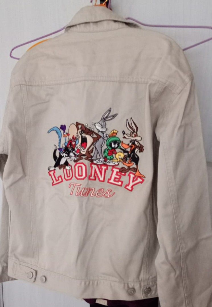 Warner Bros Looney Tunes Jacket, Men's Fashion, Coats, Jackets and ...
