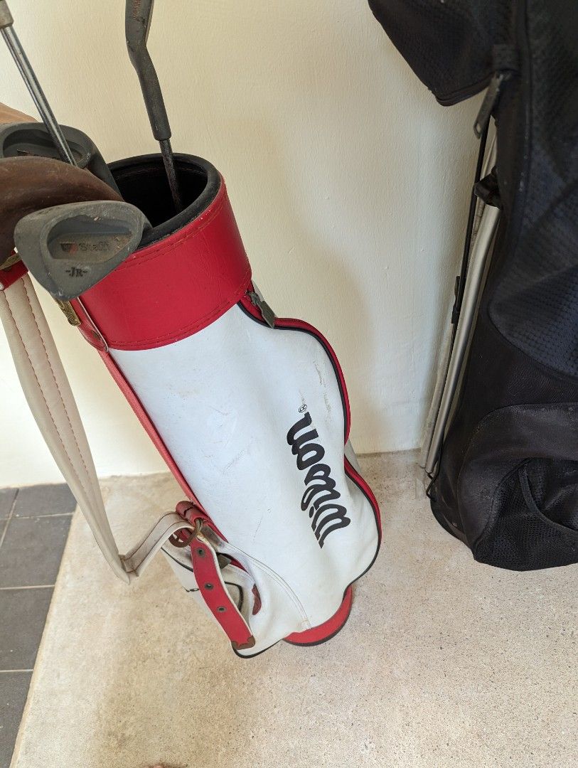 Wilson Kids / Junior golf set, Sports Equipment, Sports & Games, Golf ...