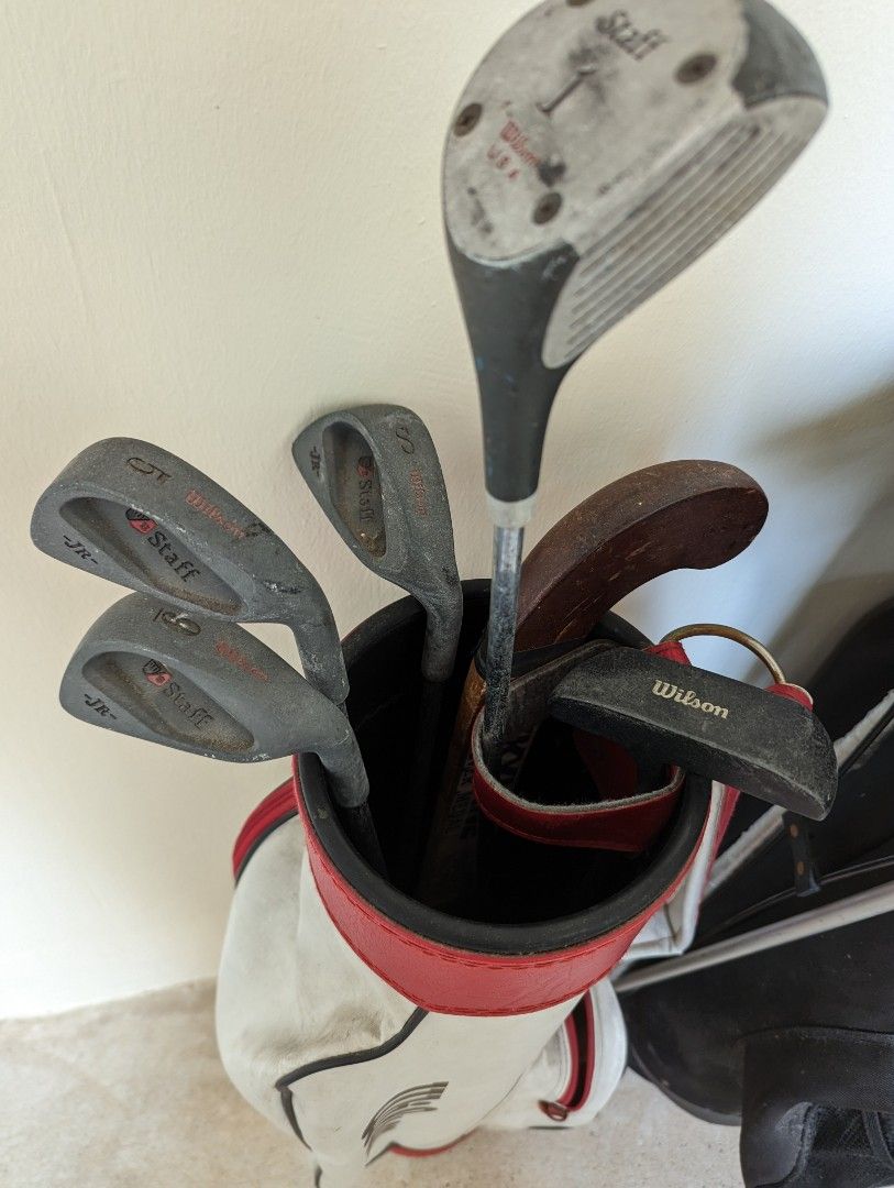 Wilson Kids / Junior golf set, Sports Equipment, Sports & Games, Golf ...