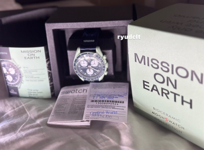wts lfb ph SWATCH AND OMEGA "REACH FOR THE PLANETS" WITH THE BIOCERAMIC ...