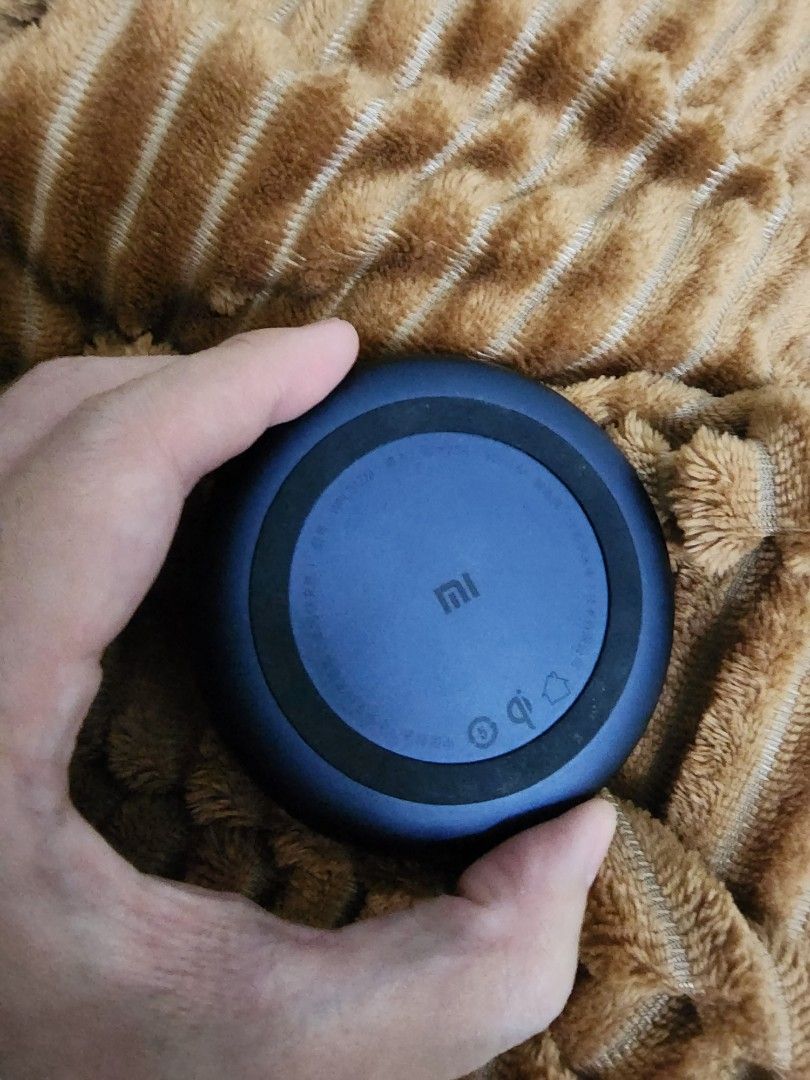 Xiaomi Wireless Qi charging pad, Mobile Phones & Gadgets, Mobile ...