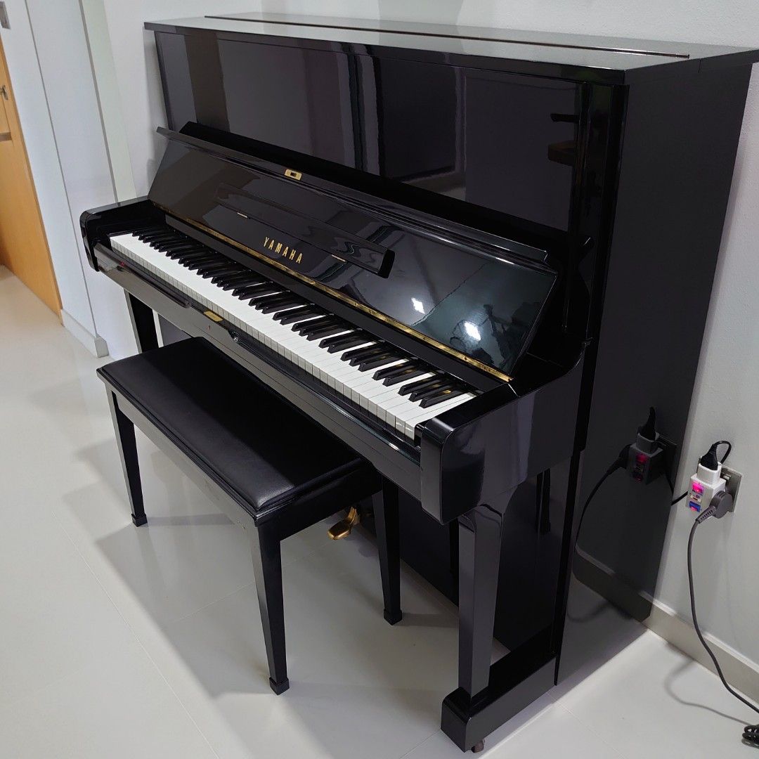 Yamaha Exam Model U1 Polished Ebony Upright Piano Made in Japan, Hobbies & Toys, Music & Media ...