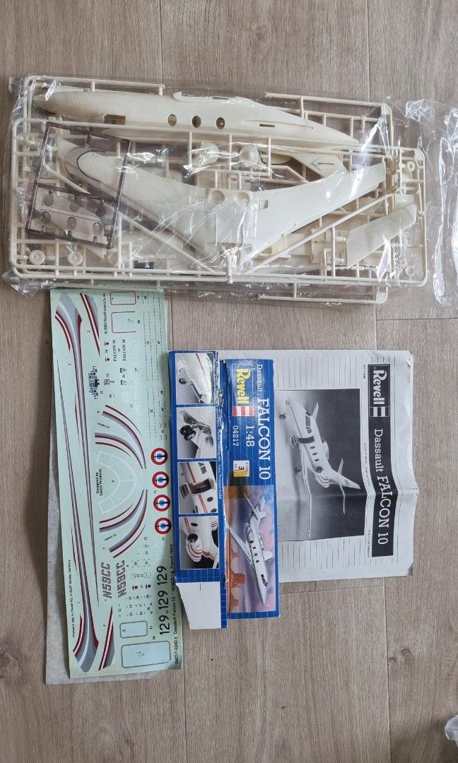 1/48 Revell Dassault Falcon private jet, Hobbies & Toys, Toys & Games ...