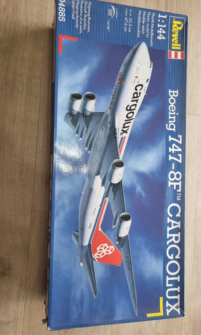 2 kits! 1/144 747 and 777 model kits, Hobbies & Toys, Toys & Games on ...