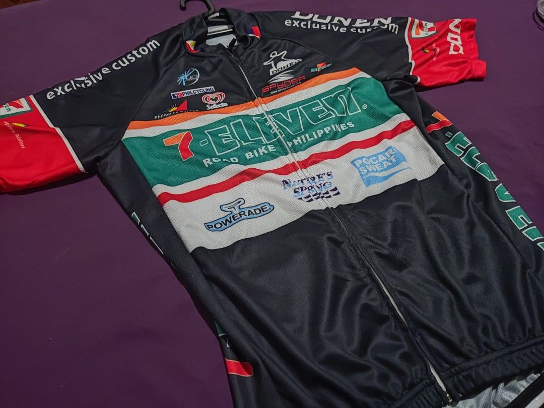 7-Eleven Cycling Jersey Small, Men's Fashion, Activewear on Carousell