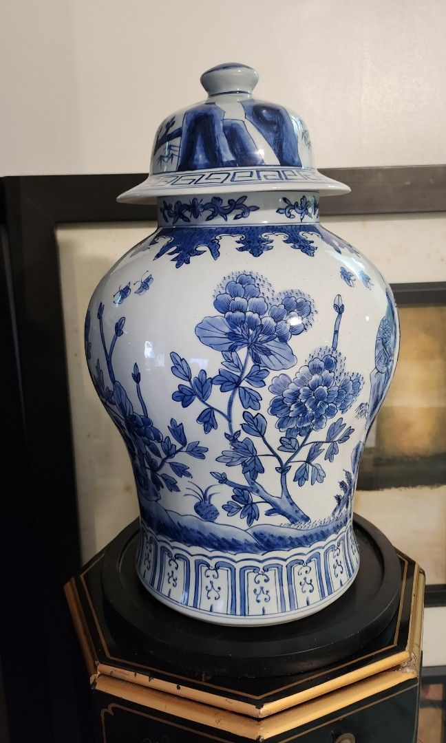 Antique Chinese jar, Furniture & Home Living, Home Decor, Vases ...