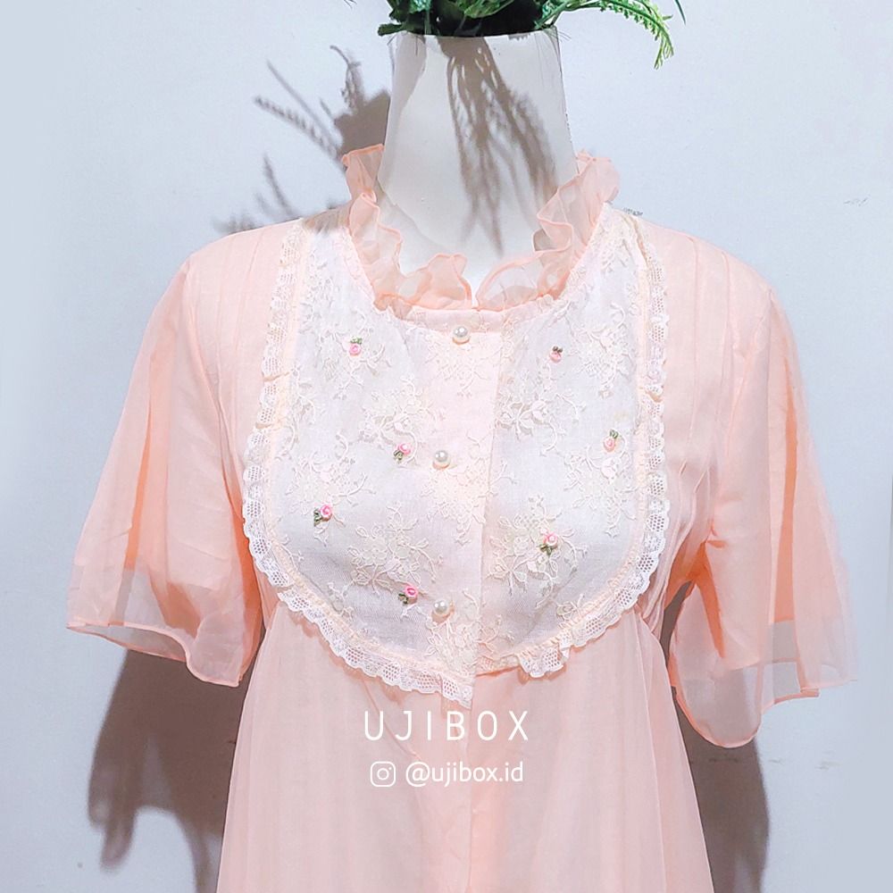 Baroness Peach Laced Ruffle Sleep Gown Gaun Noni Vintage Ujibox, Fesyen ...