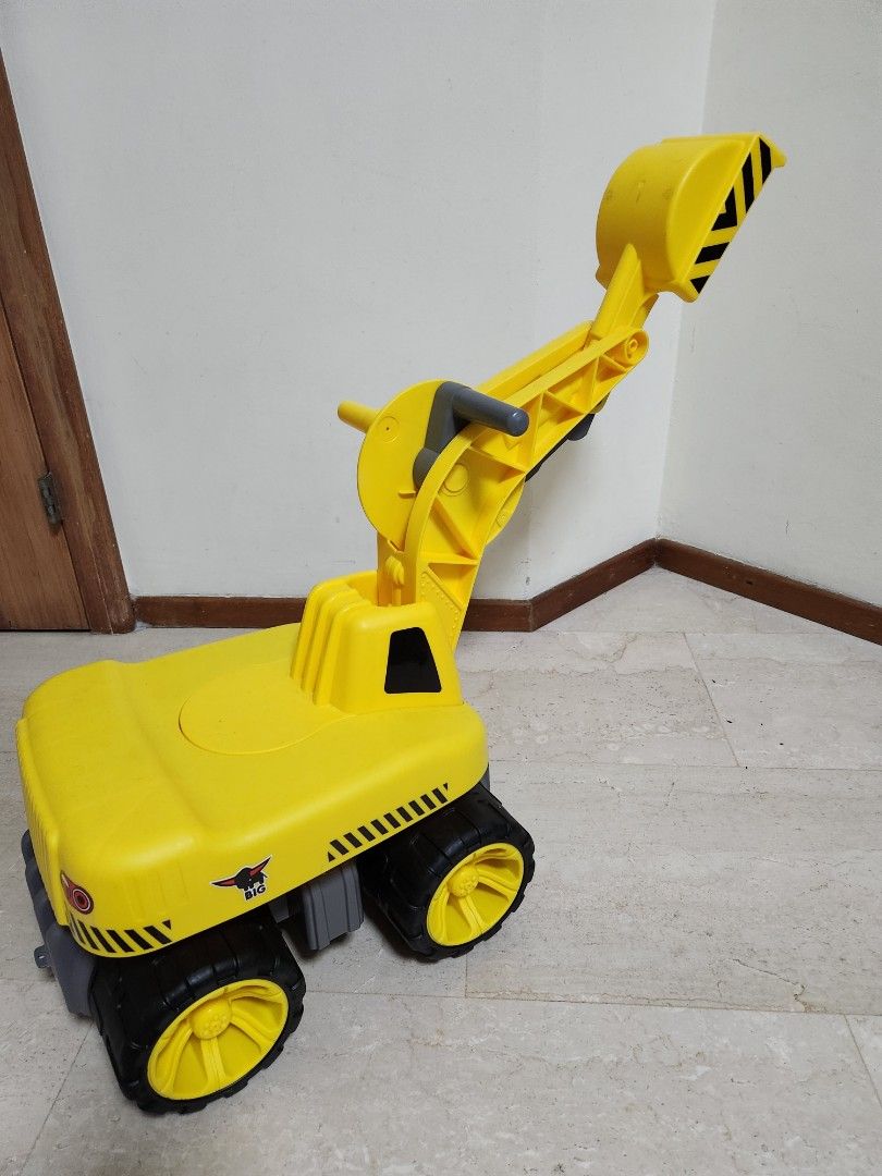 BIG Power Worker Maxi Digger Excavator, Hobbies & Toys, Toys & Games on ...