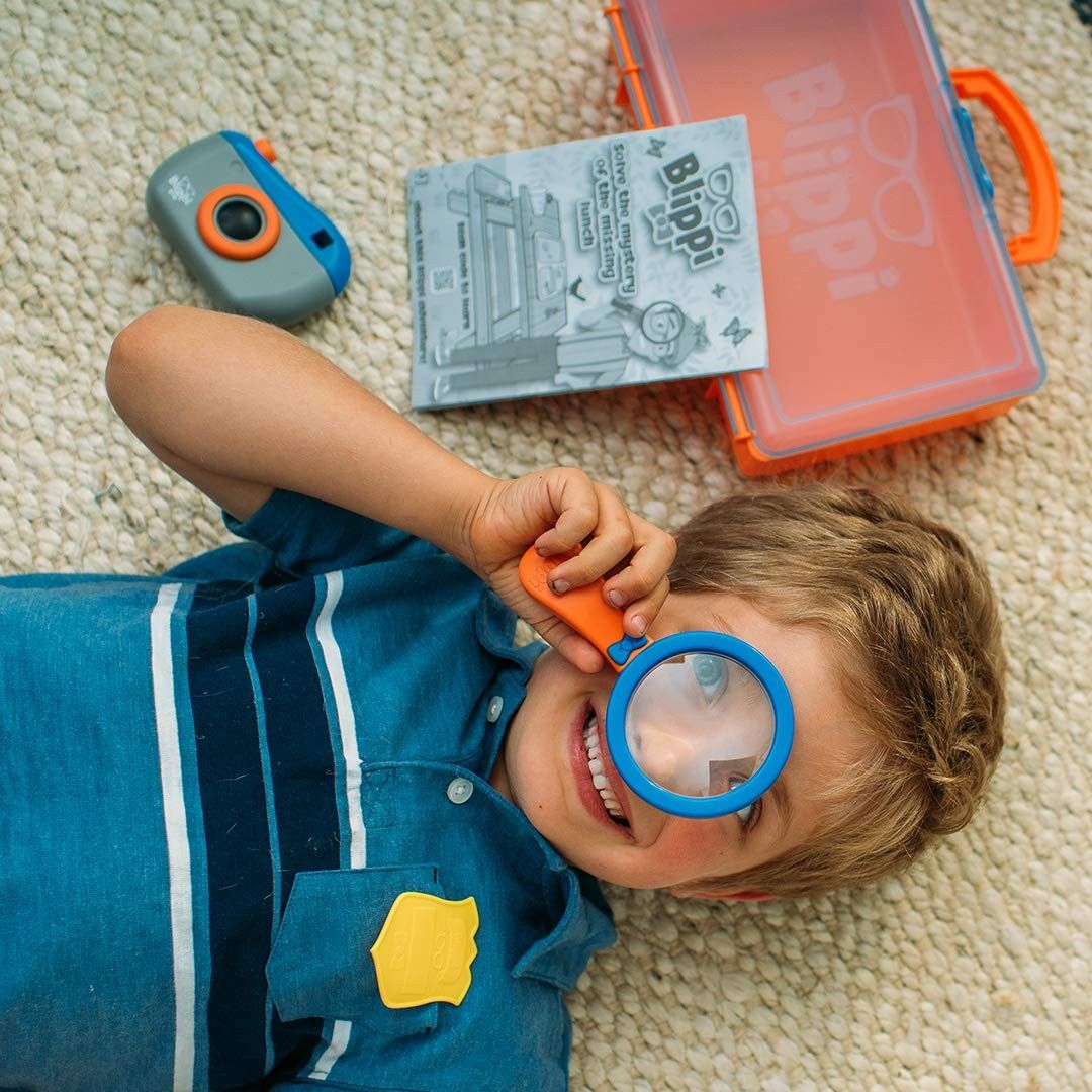 Blippi detective set toy carry case magnifying glass camera badge ...