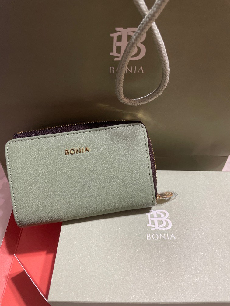 BONIA green wallet/ card holder, Women's Fashion, Bags & Wallets ...