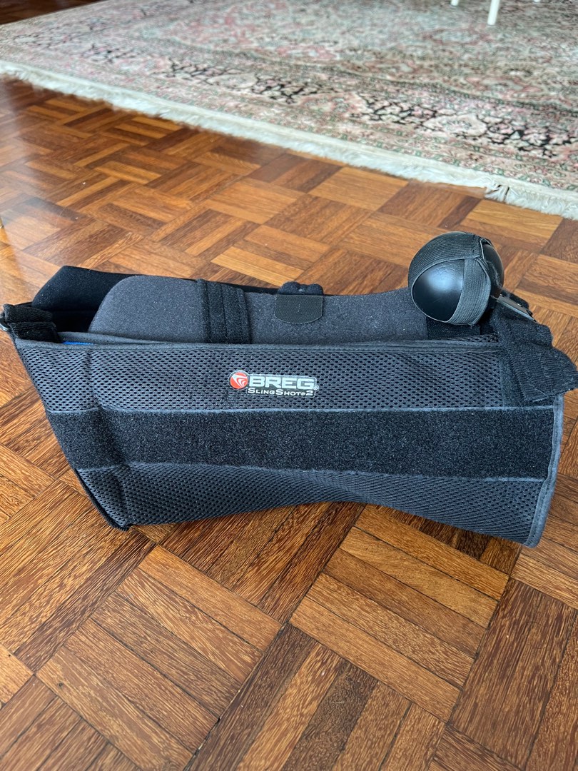 Breg Slingshot 2 shoulder brace, Health & Nutrition, Braces, Support ...