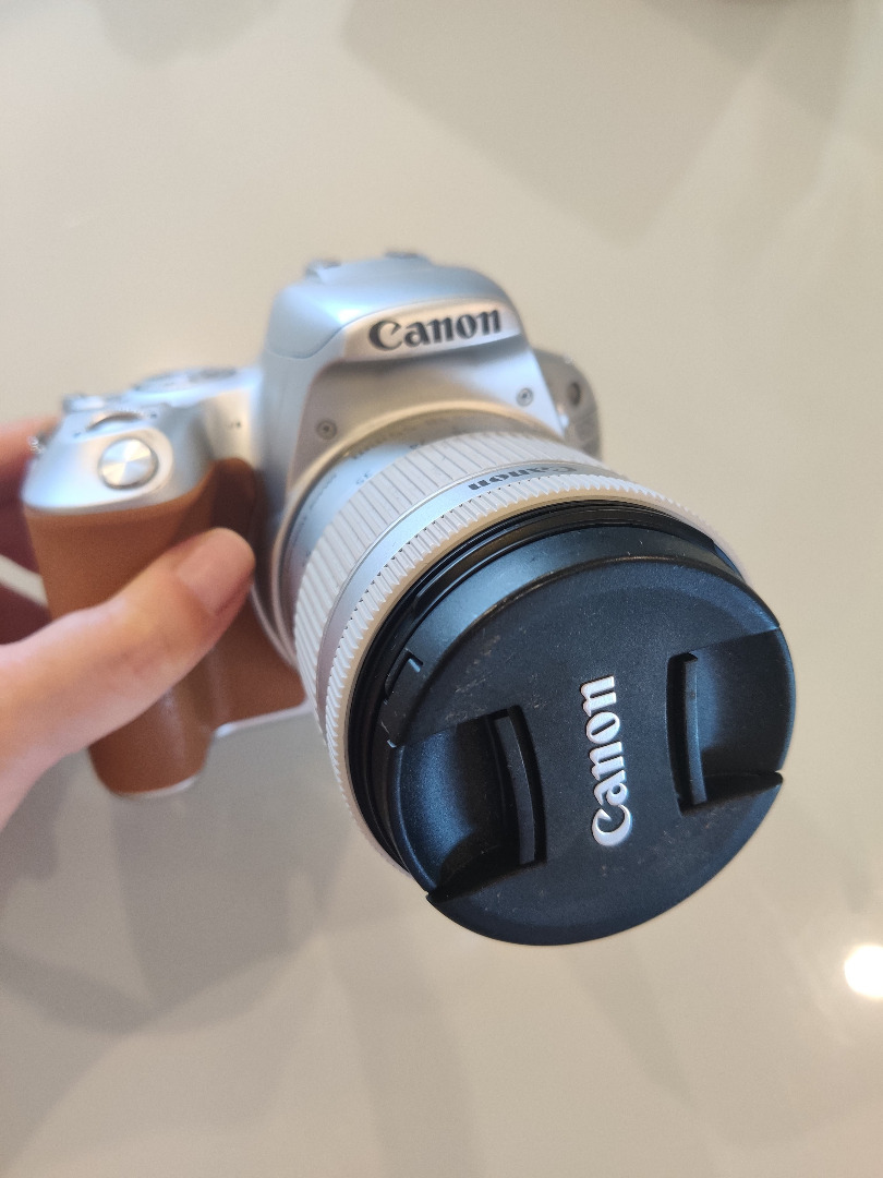 CANON - 200D DSLR Camera Body + Kit Lens, Photography, Cameras on Carousell