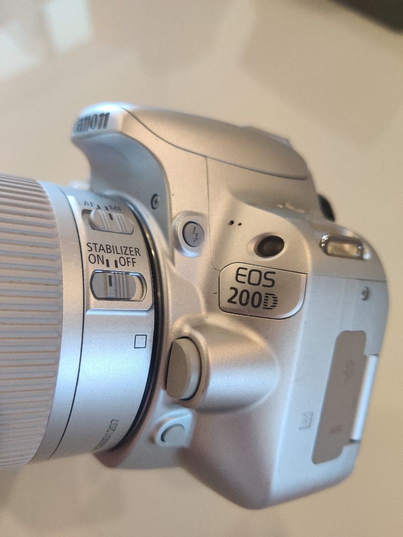 CANON - 200D DSLR Camera Body + Kit Lens, Photography, Cameras on Carousell