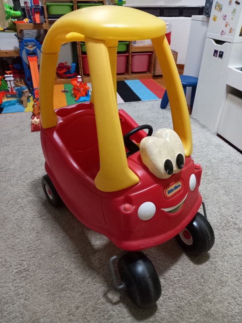 Cozy coupe Little Tikes ride in car, Babies & Kids, Infant Playtime on ...