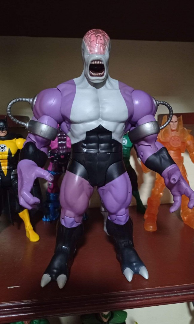 Dc Validus, Hobbies & Toys, Toys & Games on Carousell