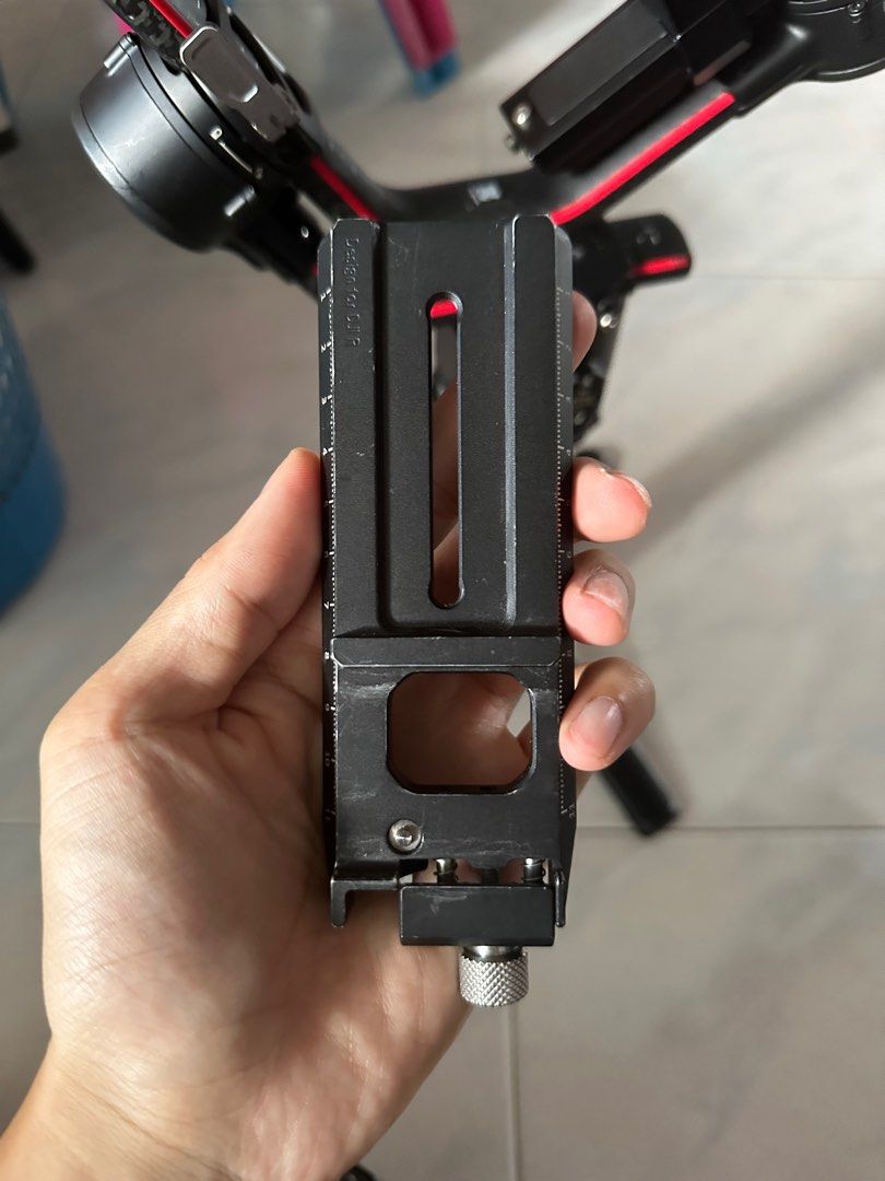 DJI RS2 gimbal, Photography, Photography Accessories, Gimbals & Stabilisers on Carousell