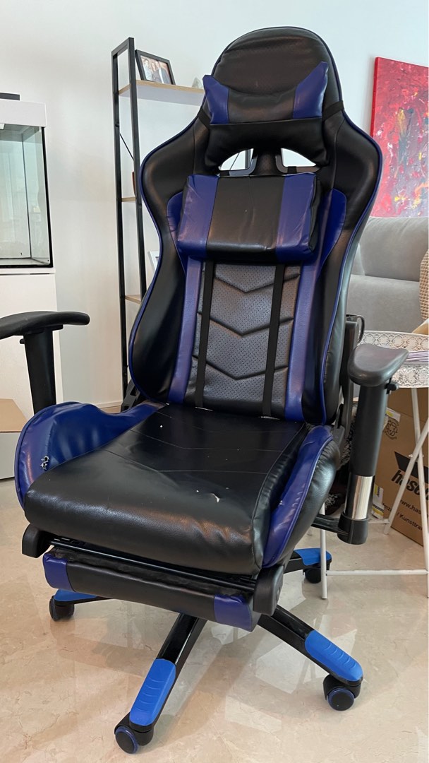 Gaming Chair, Furniture & Home Living, Furniture, Chairs on Carousell