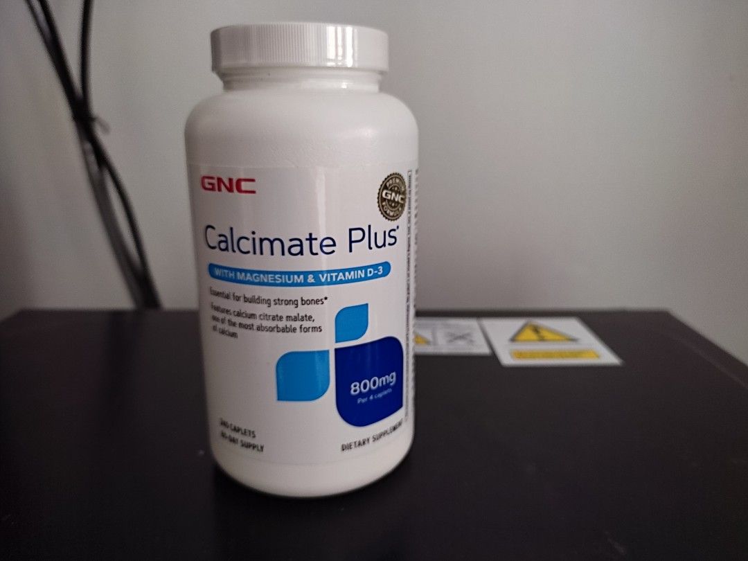 GNC Calcimate Plus with magnesium.. 240 calcium caplets..expiry Feb ...