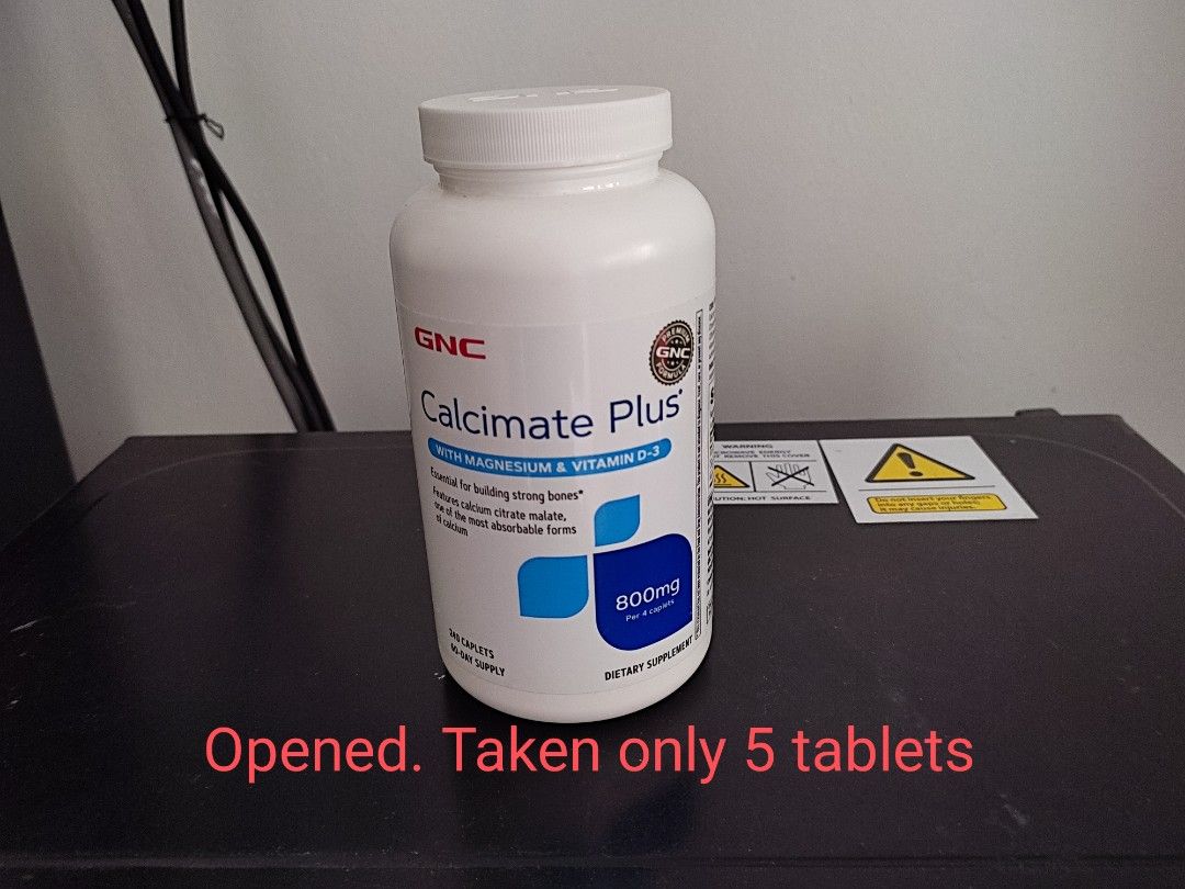 GNC Calcimate Plus with magnesium.. 240 calcium caplets..expiry Feb ...