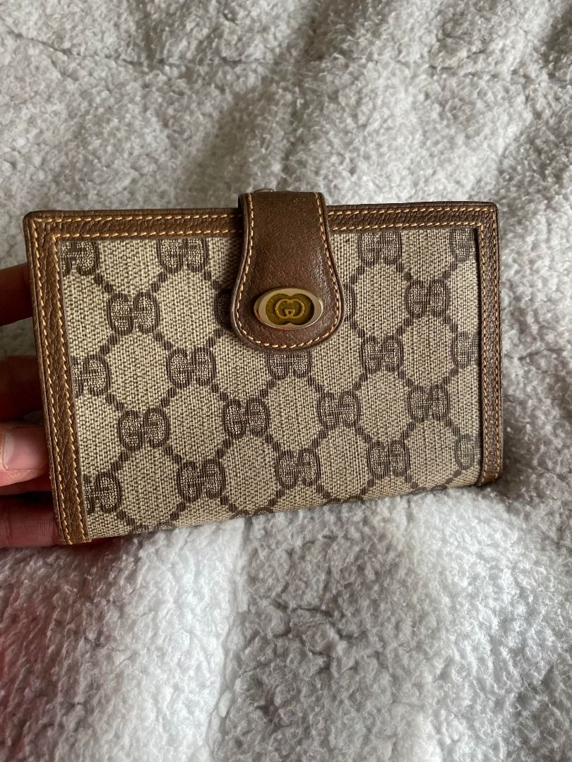 Guci Vintage Classic Brown Monogram Coated Canvas and Leather Kisslock ...