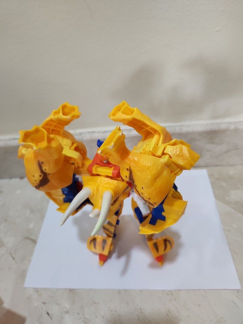 Hello Carbot Dinosaur Robot Transforming Robot Triceratops Dino Robo ...