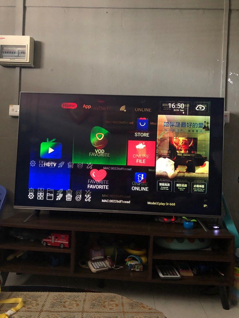 Hitachi 65inch smart tv 4K, TV & Home Appliances, TV & Entertainment ...