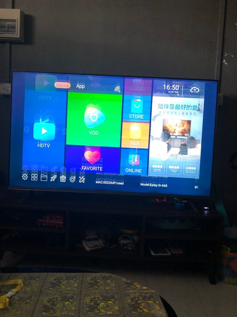 Hitachi 65inch smart tv 4K, TV & Home Appliances, TV & Entertainment ...