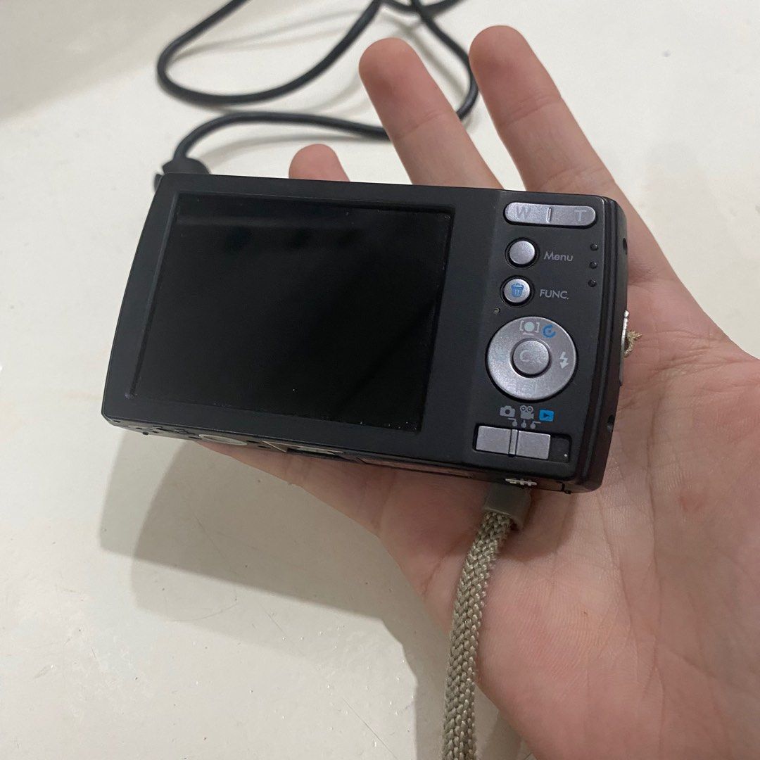 HP s300 Digital Camera, Photography, Cameras on Carousell