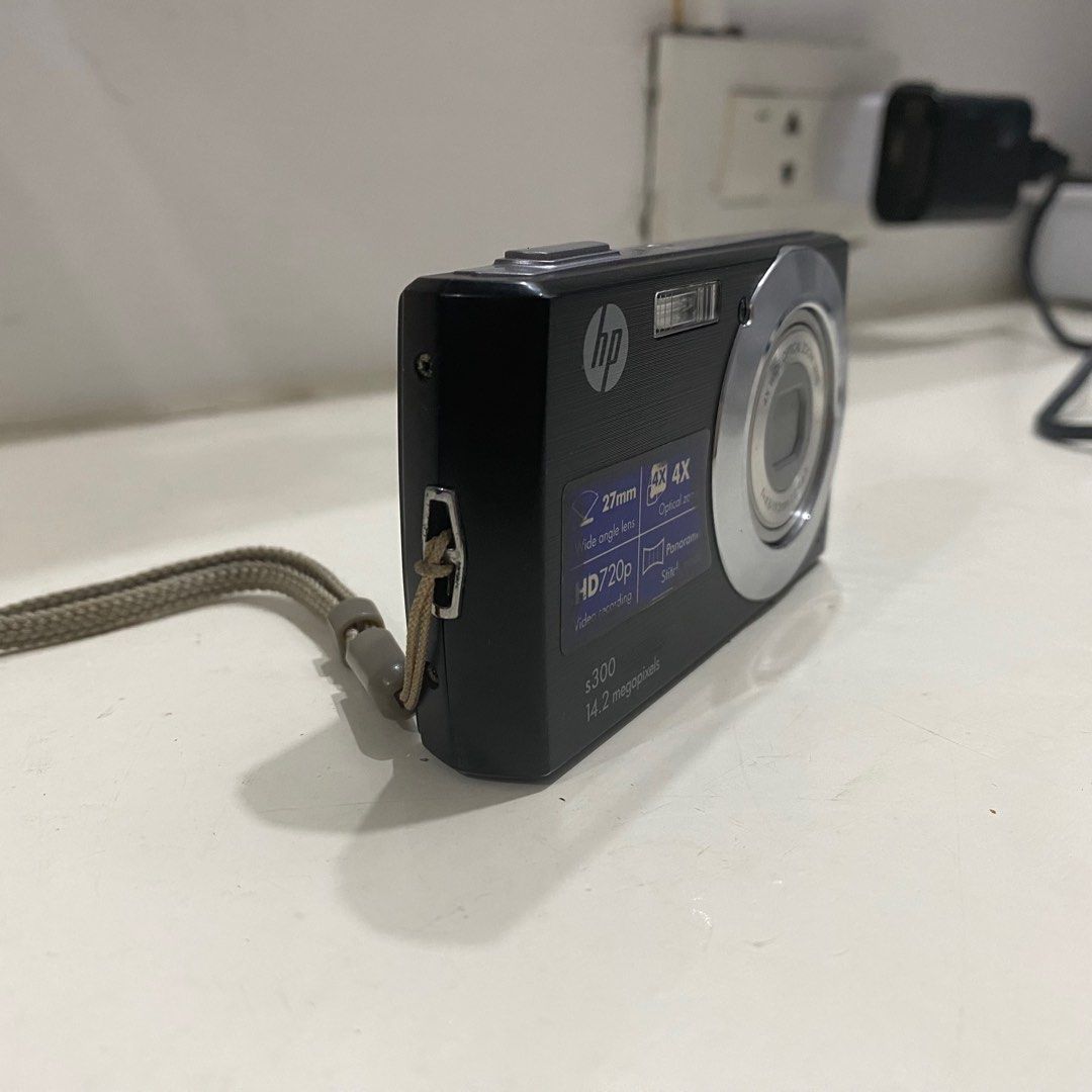 HP s300 Digital Camera, Photography, Cameras on Carousell