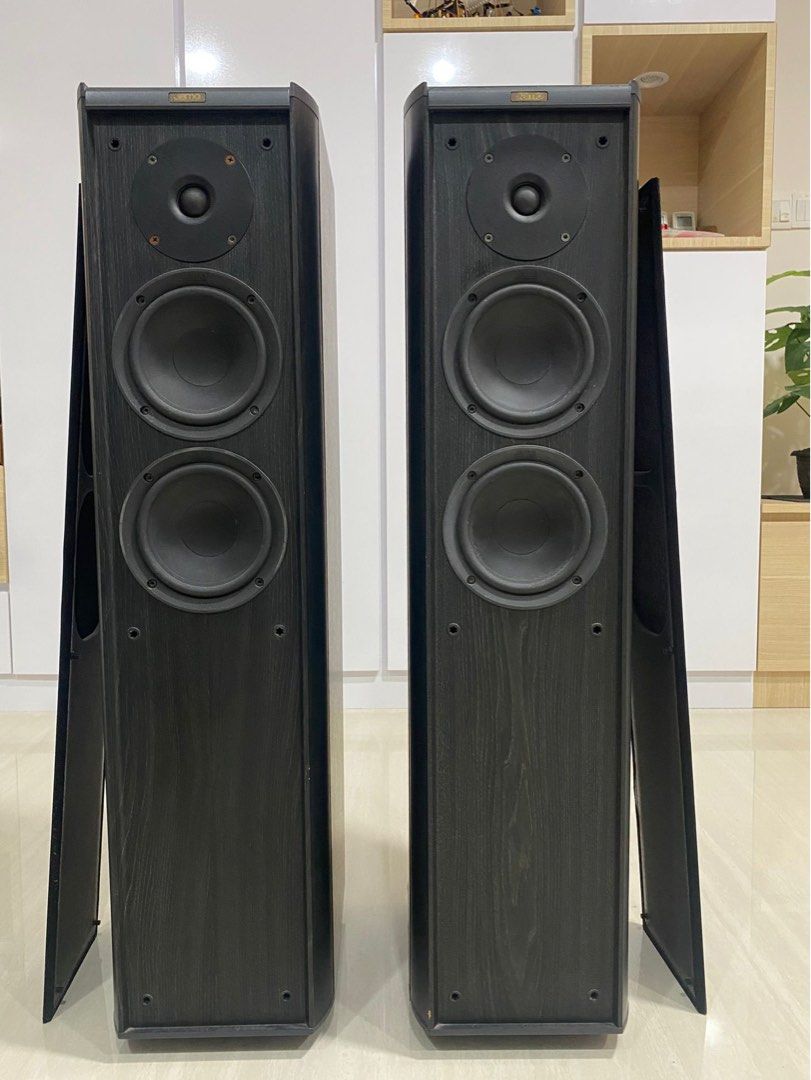JAMO CLASSIC 6 FLOOR STANDING SPEAKERS, Audio, Soundbars, Speakers & Amplifiers on Carousell