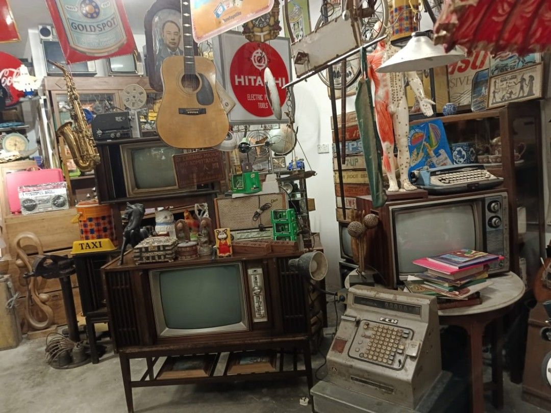 Jual beli sewa barang lama antik, Hobbies & Toys, Collectibles ...