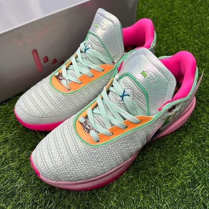 LEBRON 20 TIME MACHINE, Men's Fashion, Footwear, Sneakers on Carousell