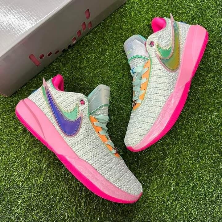 LEBRON 20 TIME MACHINE, Men's Fashion, Footwear, Sneakers on Carousell