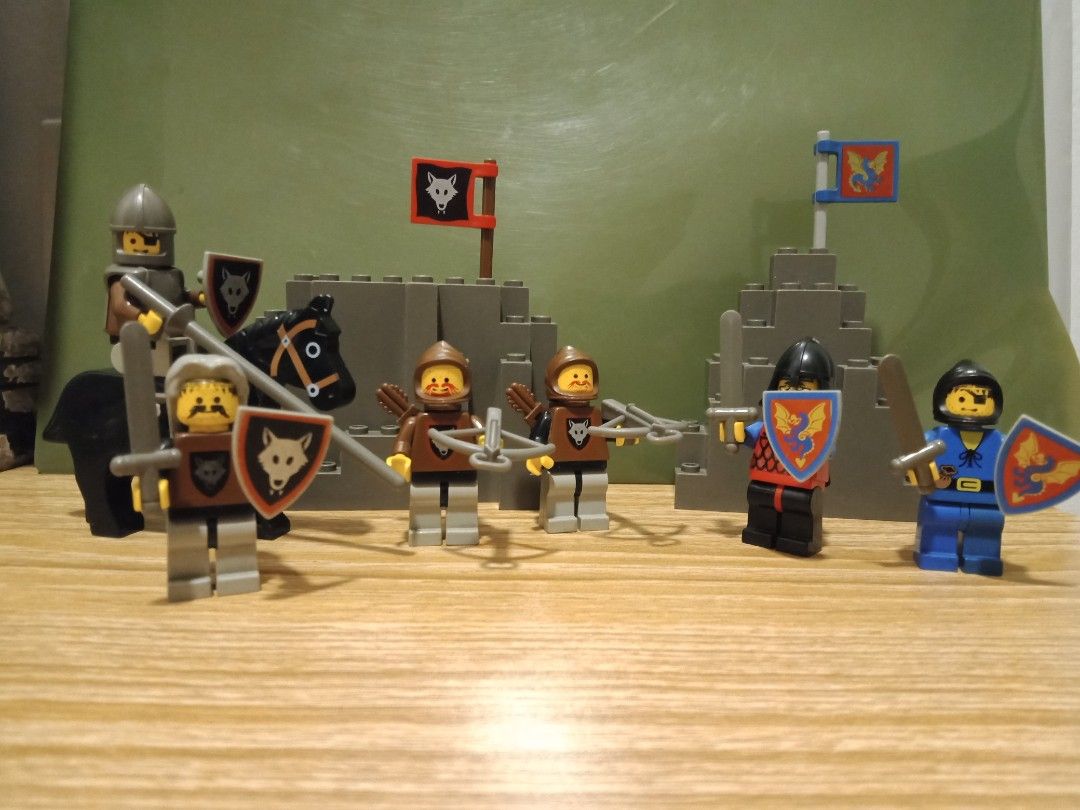 Lego Original Medieval Knights Set, Hobbies & Toys, Toys & Games on ...