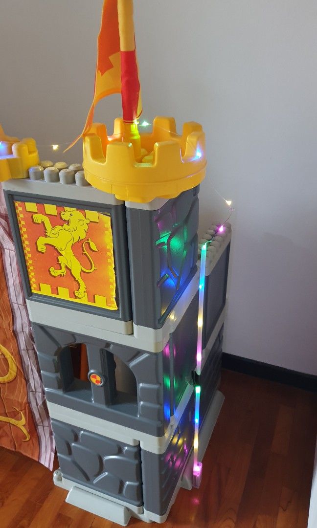 Life-size Lego Castle, Hobbies & Toys, Toys & Games on Carousell