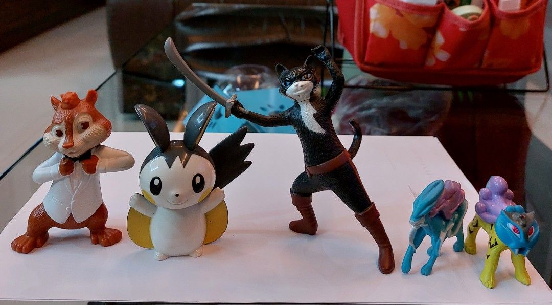 Limited Edition Cute Collectibles/ Toys/ Decorations, Hobbies & Toys ...