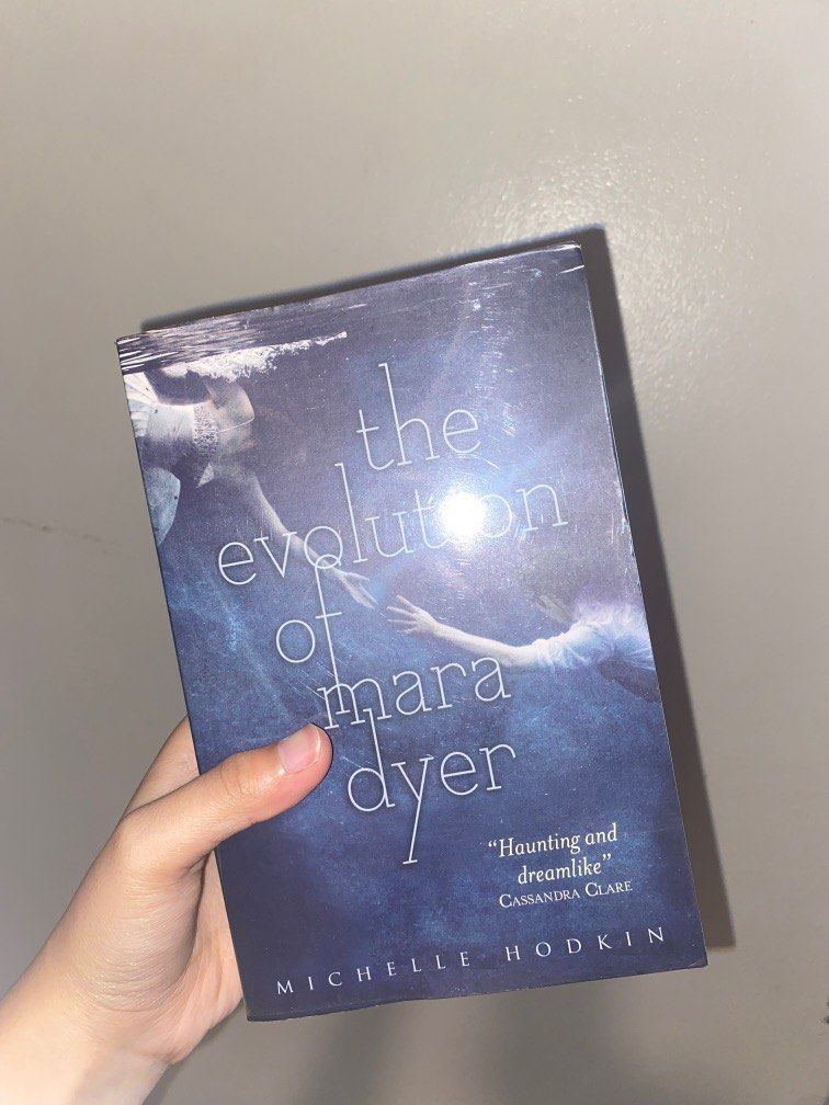 Mara Dyer Books by Michelle Hodkin, Hobbies & Toys, Books & Magazines ...