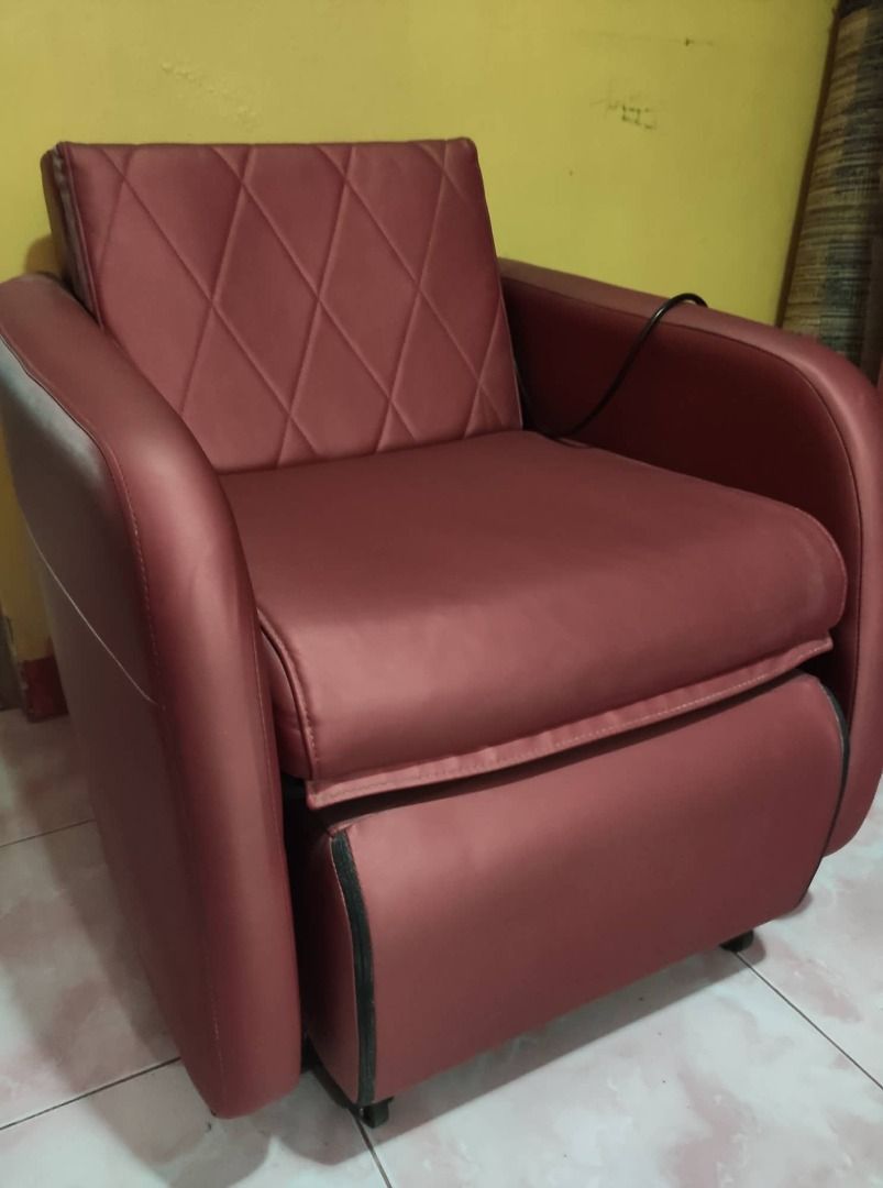 Massage Chair for Sale! RUSH!!! OSIM* OS-825 UANGEL, Health & Nutrition ...