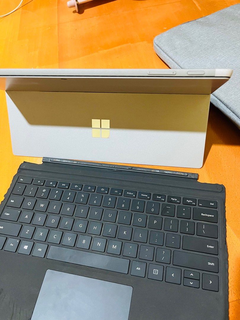 Microsoft Surface Pro 5, Computers & Tech, Laptops & Notebooks on Carousell