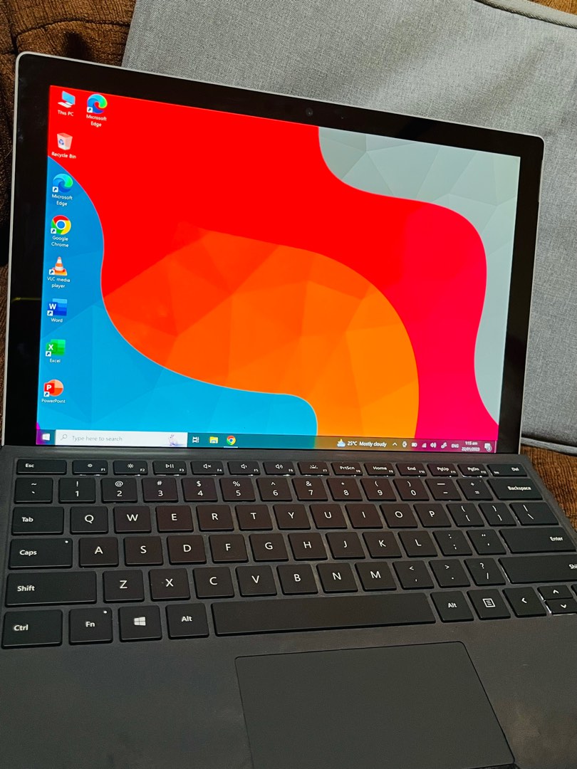 Microsoft Surface Pro 5, Computers & Tech, Laptops & Notebooks on Carousell