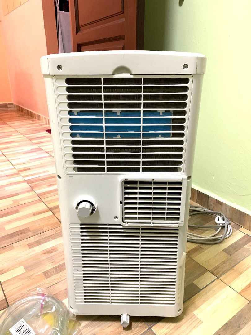 Midea 1HP Portable Aircond, TV & Home Appliances, Air Conditioners ...
