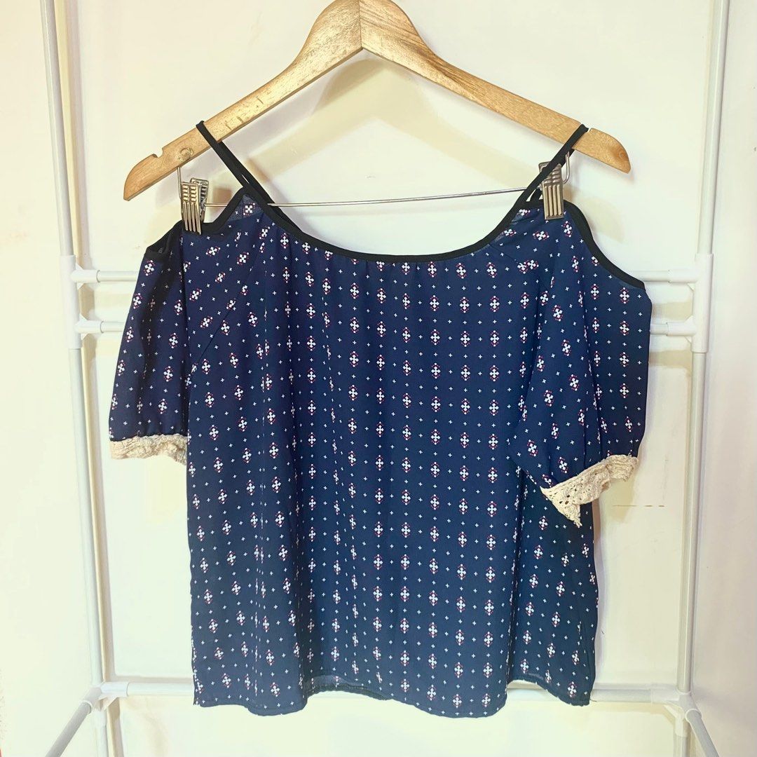 Navy Blue Off shoulder top, Women's Fashion, Tops, Blouses on Carousell