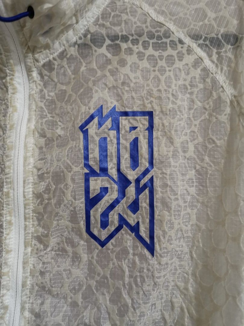 Nike Kobe Windbreaker Jacket (Snake skin), Men's Fashion, Coats ...